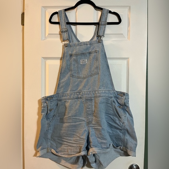 Levi's | Jeans | Plus Size Levi Overall Shorts | Poshmark
